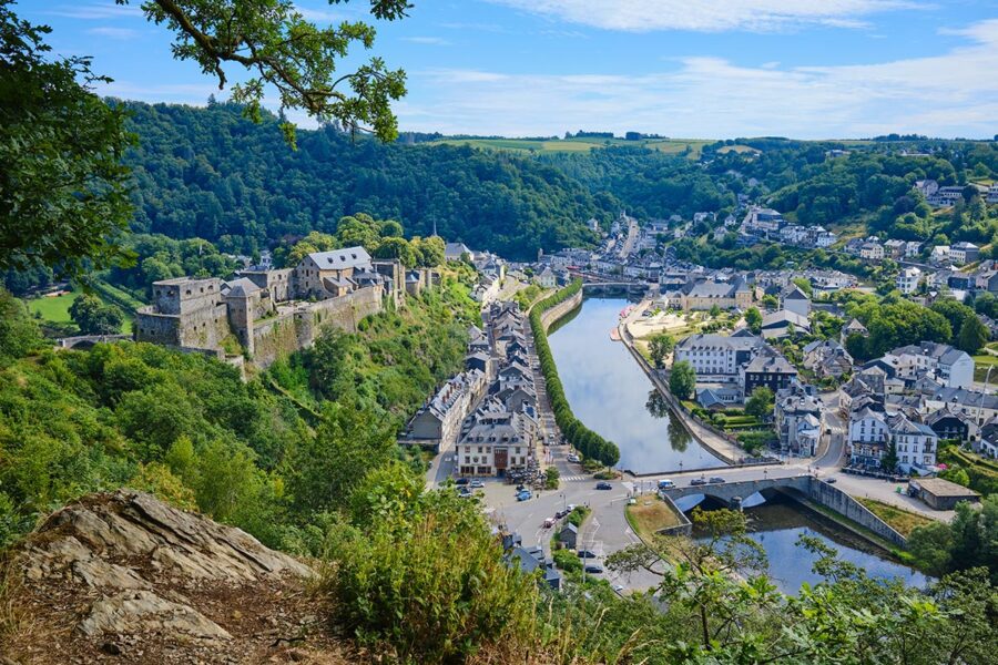 Valonia: una ruta entre abadías, bosques y castillos